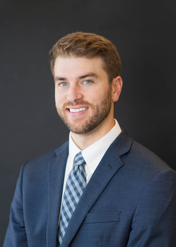 Logan DeHoff, M.D. | Milan Eye Center
